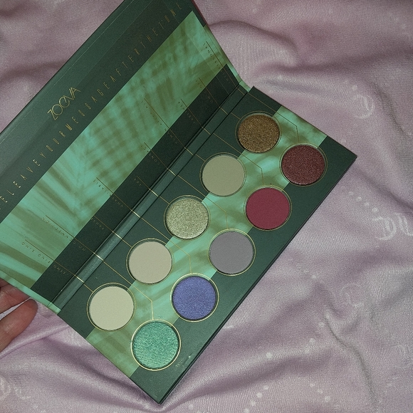 ZOEVA | Makeup | New Zoeva Offline Eyeshadow Palette | Poshmark